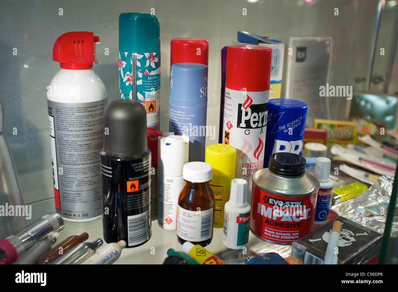Drug Sniffing Drugs High Resolution Stock Photography and Images - Alamy