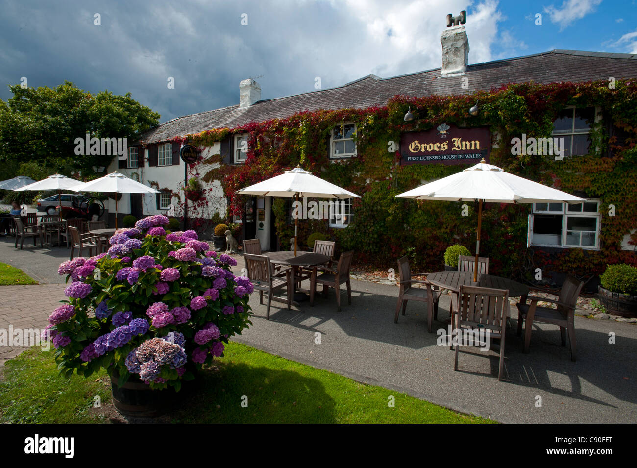 The historic Groes Inn, Conwy, Wales, UK Stock Photo - Alamy