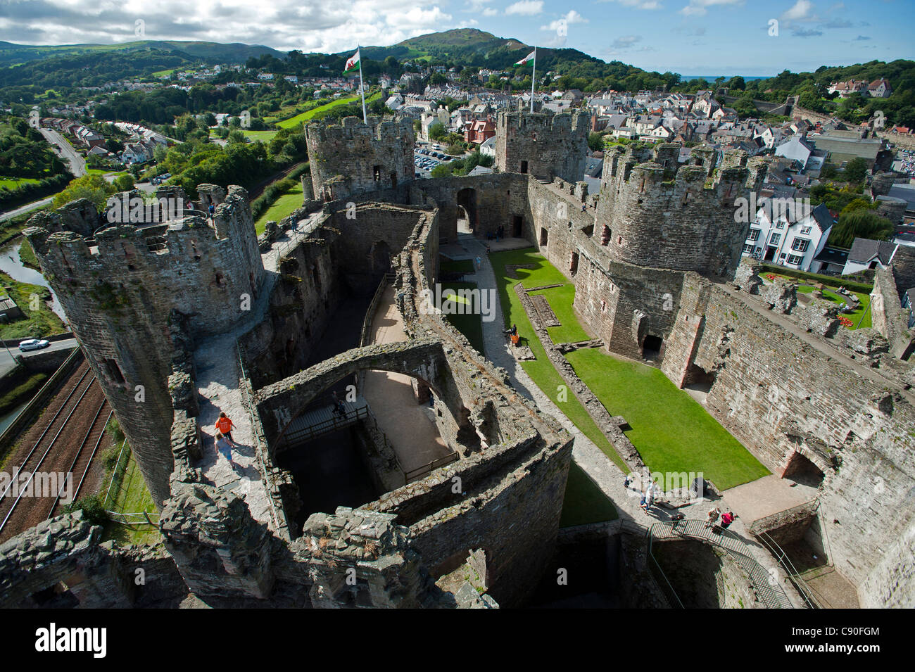 Wall of the conwy castle hi-res stock photography and images - Alamy