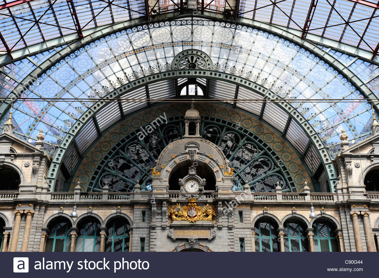 Antwerpen Centraal Railway Station Stock Photos & Antwerpen Centraal ...