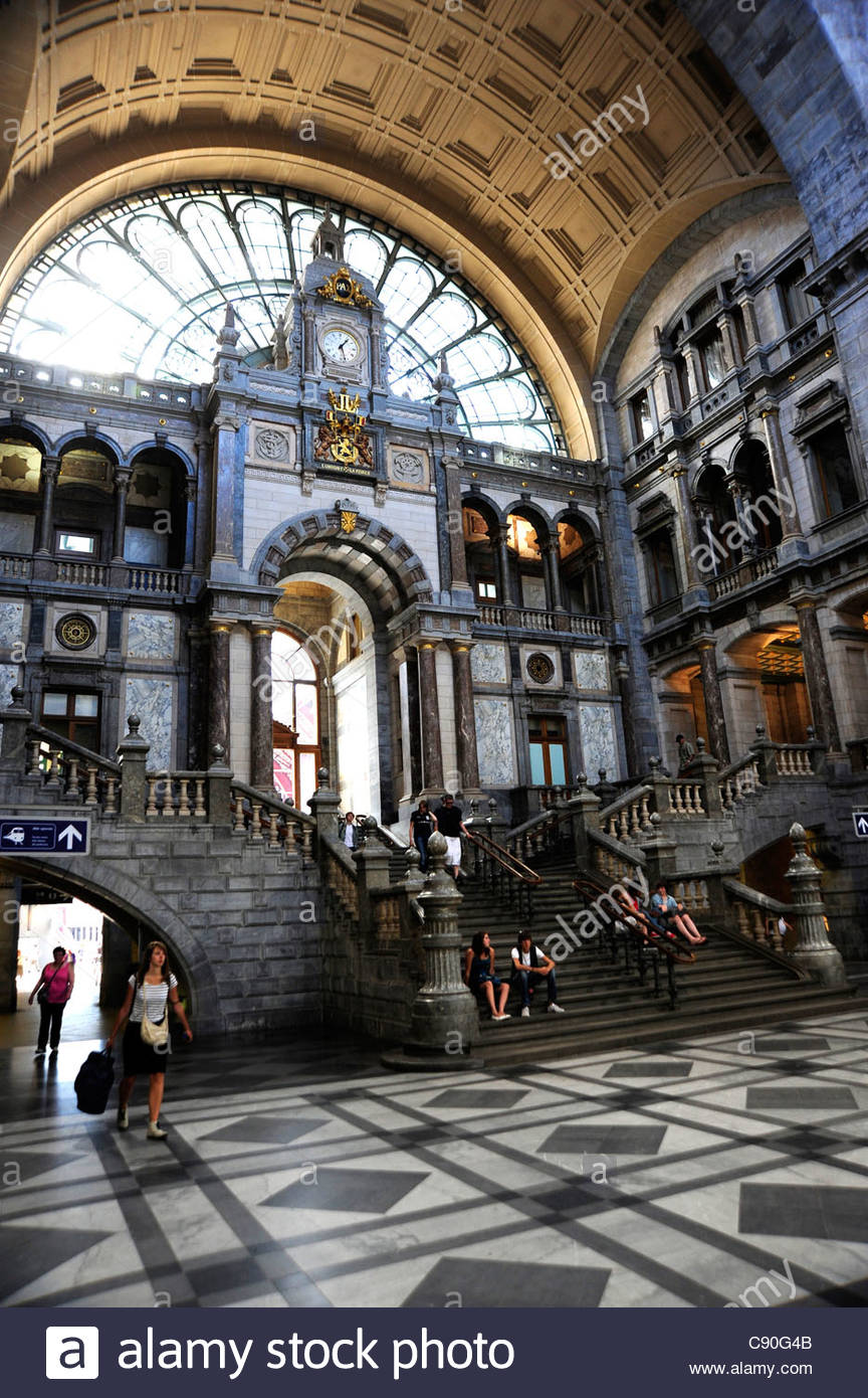 Antwerpen Centraal Railway Station Stock Photos & Antwerpen Centraal ...