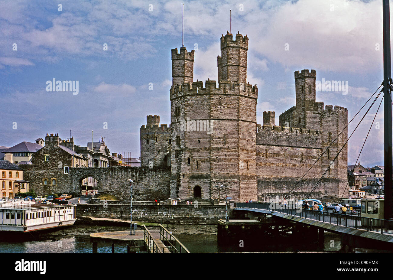 Carnarvon Castle High Resolution Stock Photography and Images - Alamy