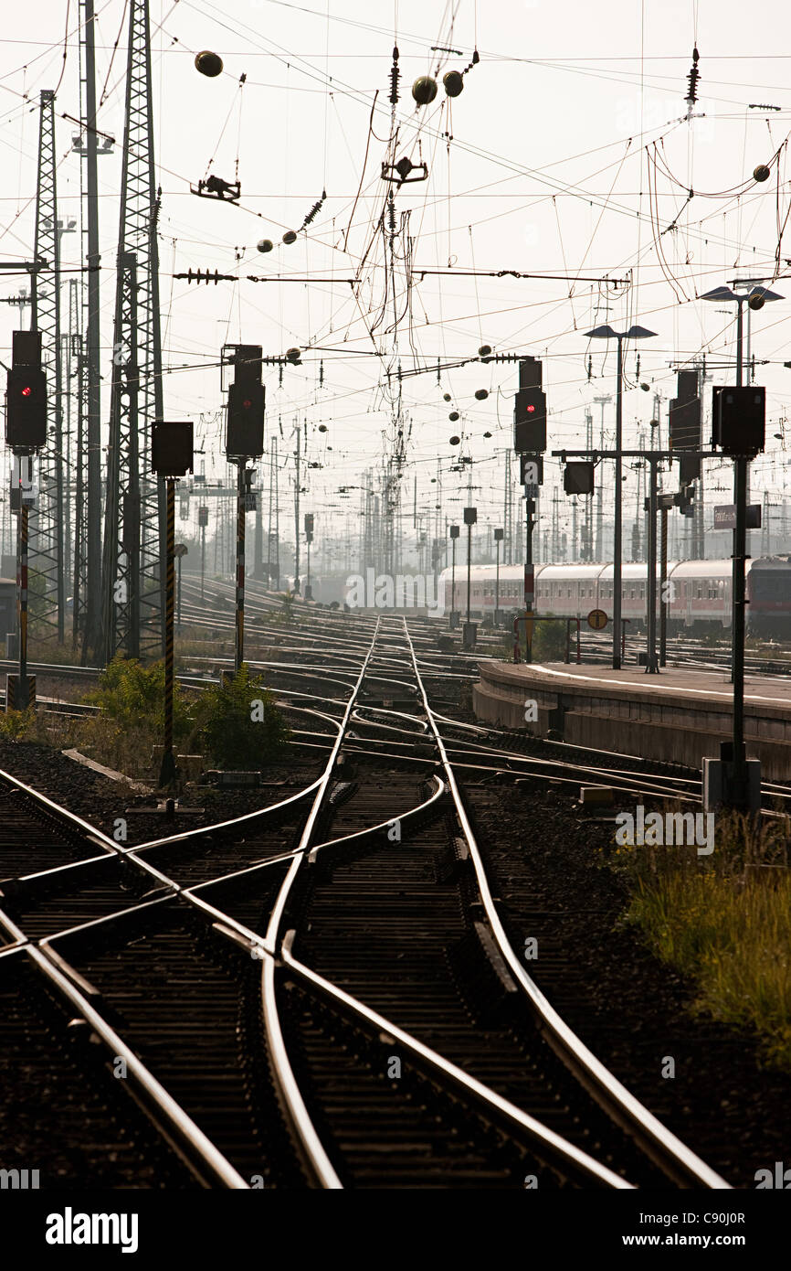 Railway tracks, Frankfurt, Germnay Stock Photo - Alamy