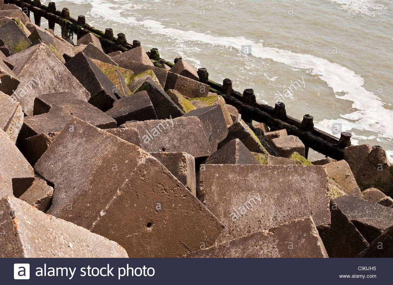 Sea Defences Concrete Stock Photos & Sea Defences Concrete Stock Images ...