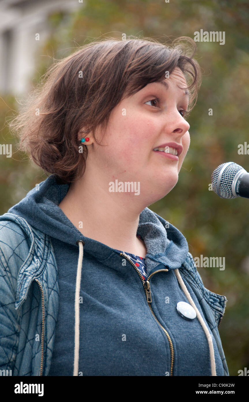 Josie long comedian hi-res stock photography and images - Alamy