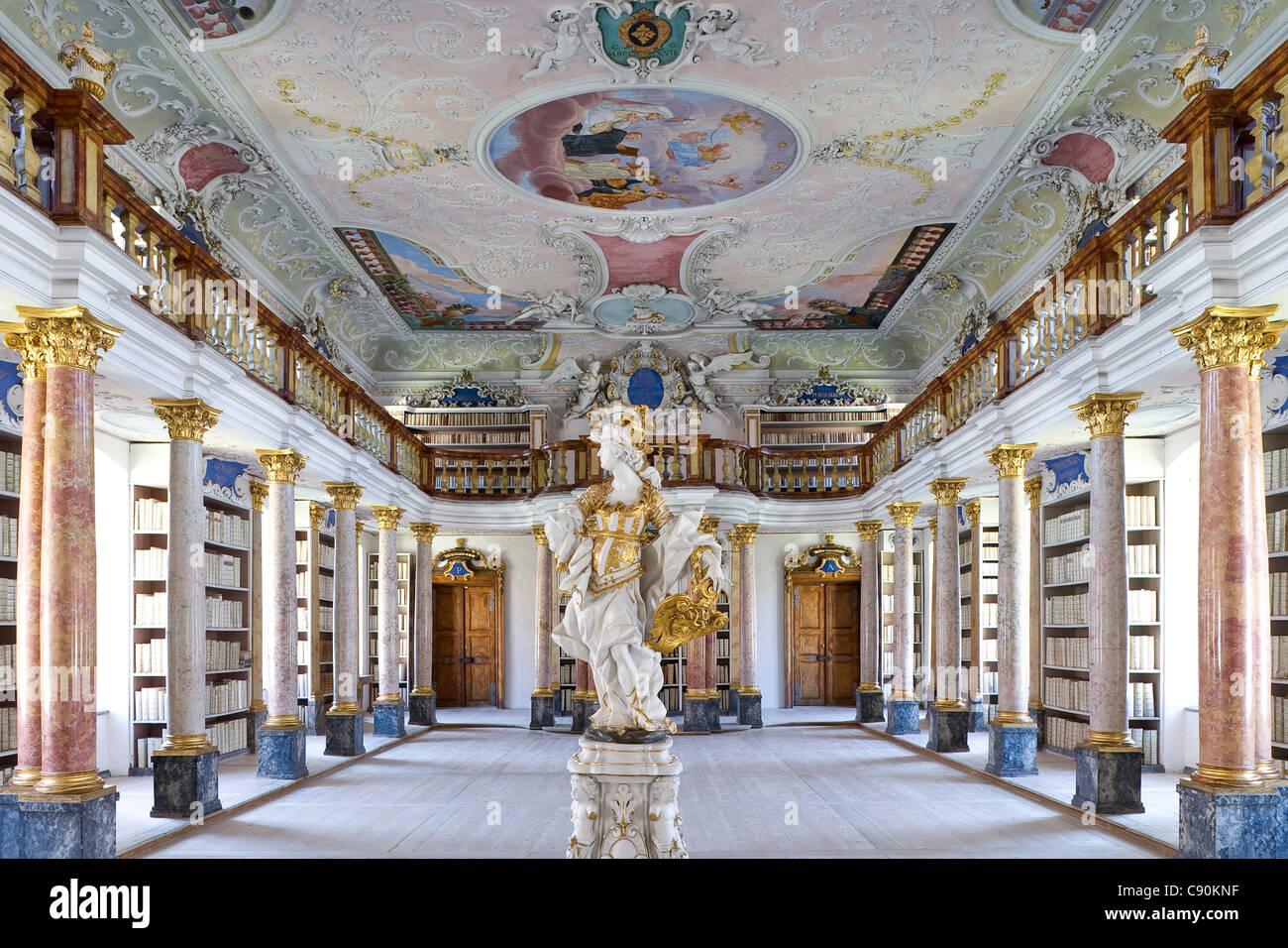 Abbey library hi-res stock photography and images - Alamy