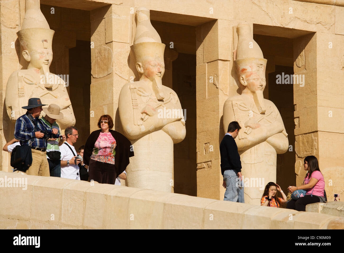 Deir al Bahri, Temple of Hatshepsut, Luxor, ancient Thebes, Egypt, Africa Stock Photo - Alamy