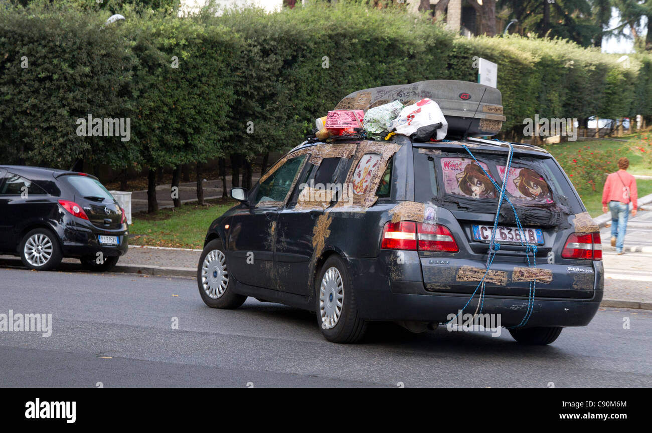 Homeless in rome hi-res stock photography and images - Alamy