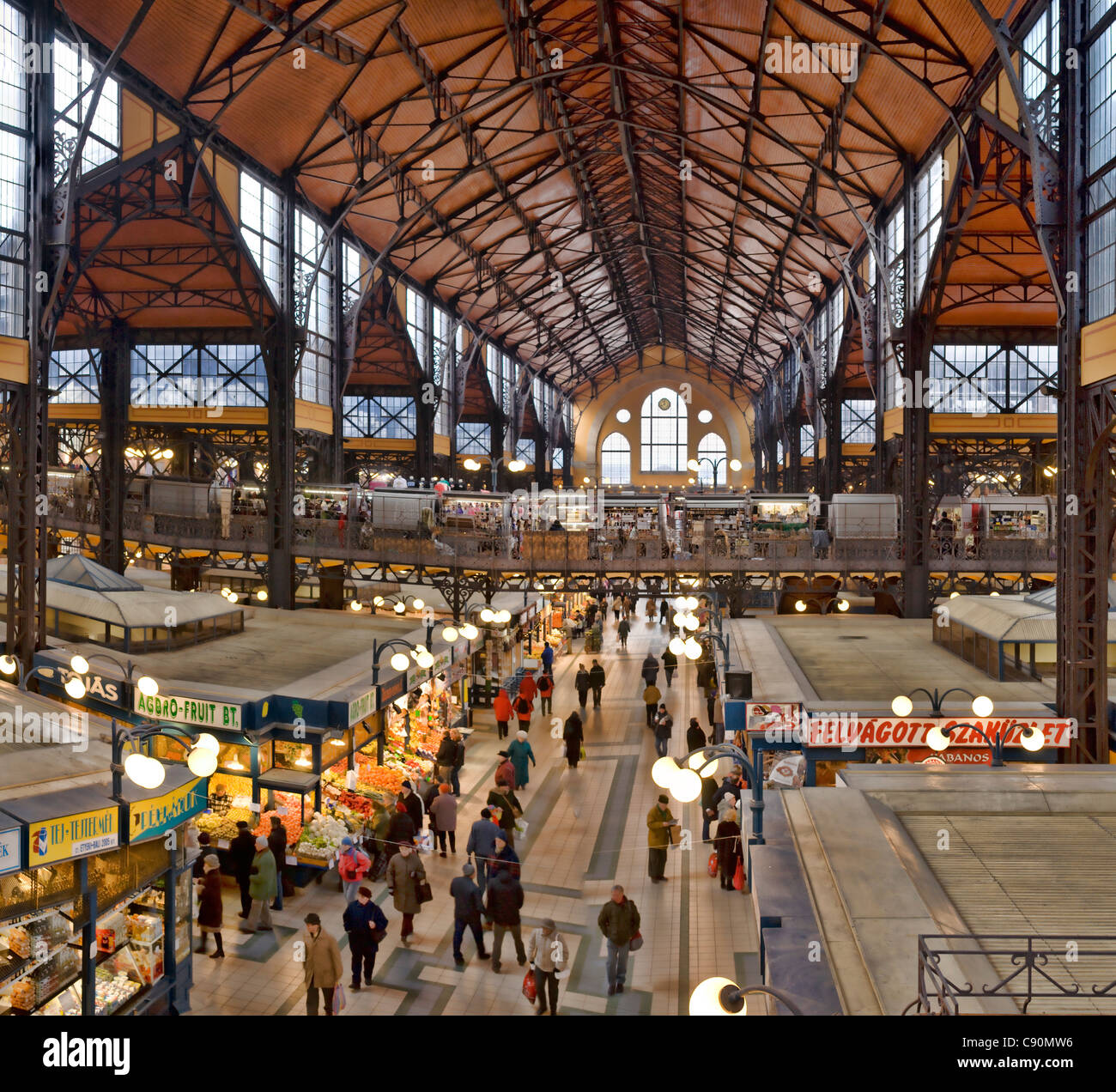 Central market budapest hi-res stock photography and images - Alamy