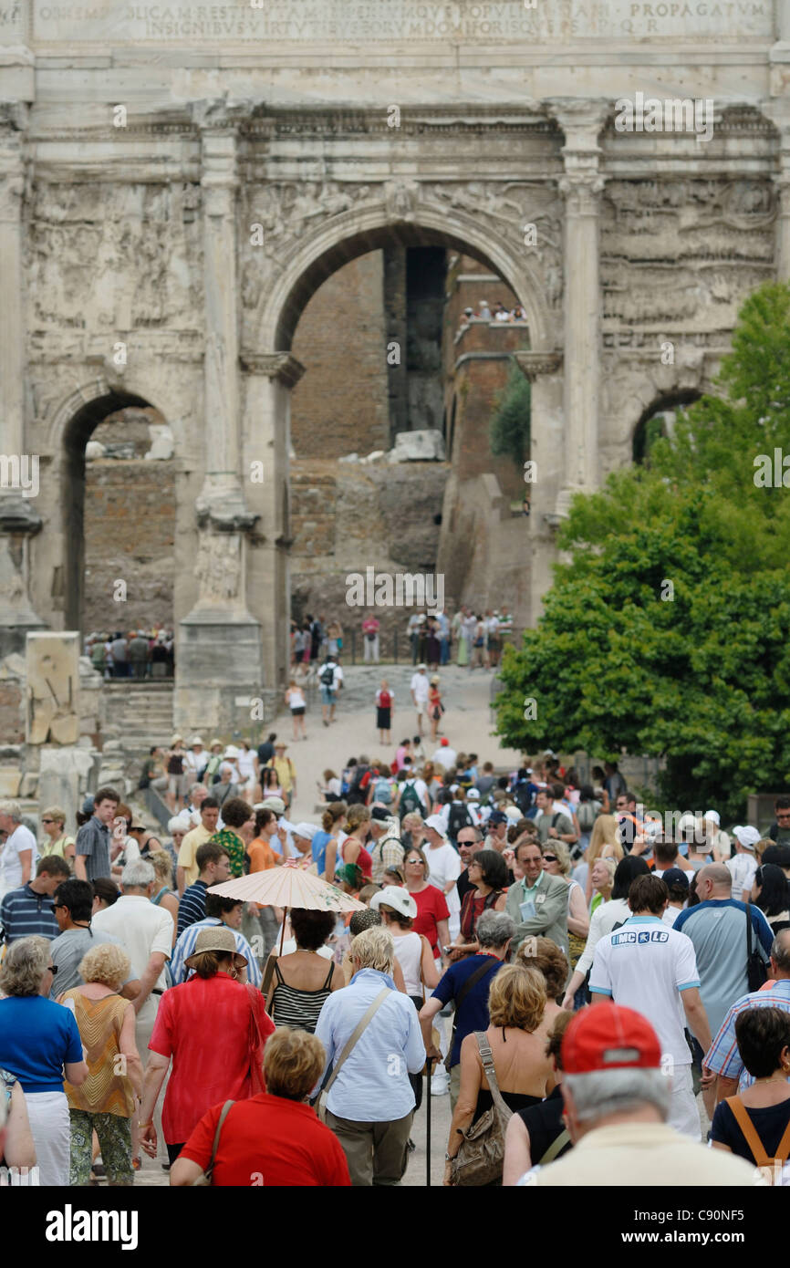 via Sacra & Arch of Septimius Severus, Roman Forum, Rome, Italy Stock ...