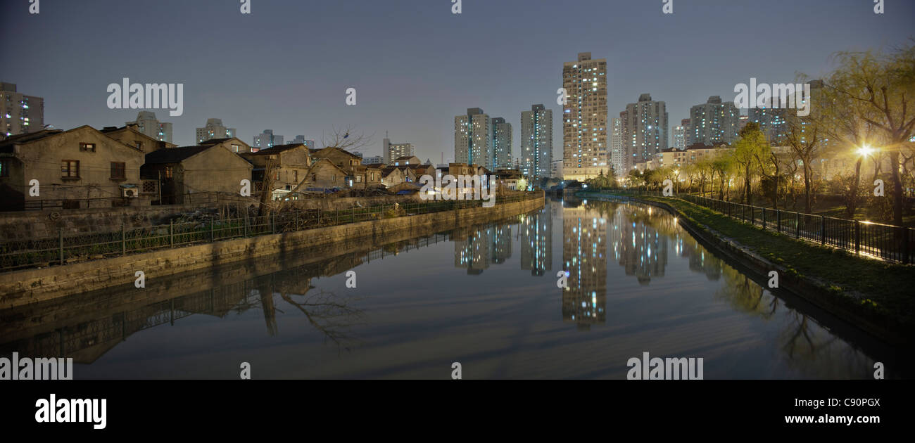 Hongkou Shanghai High Resolution Stock Photography and Images - Alamy