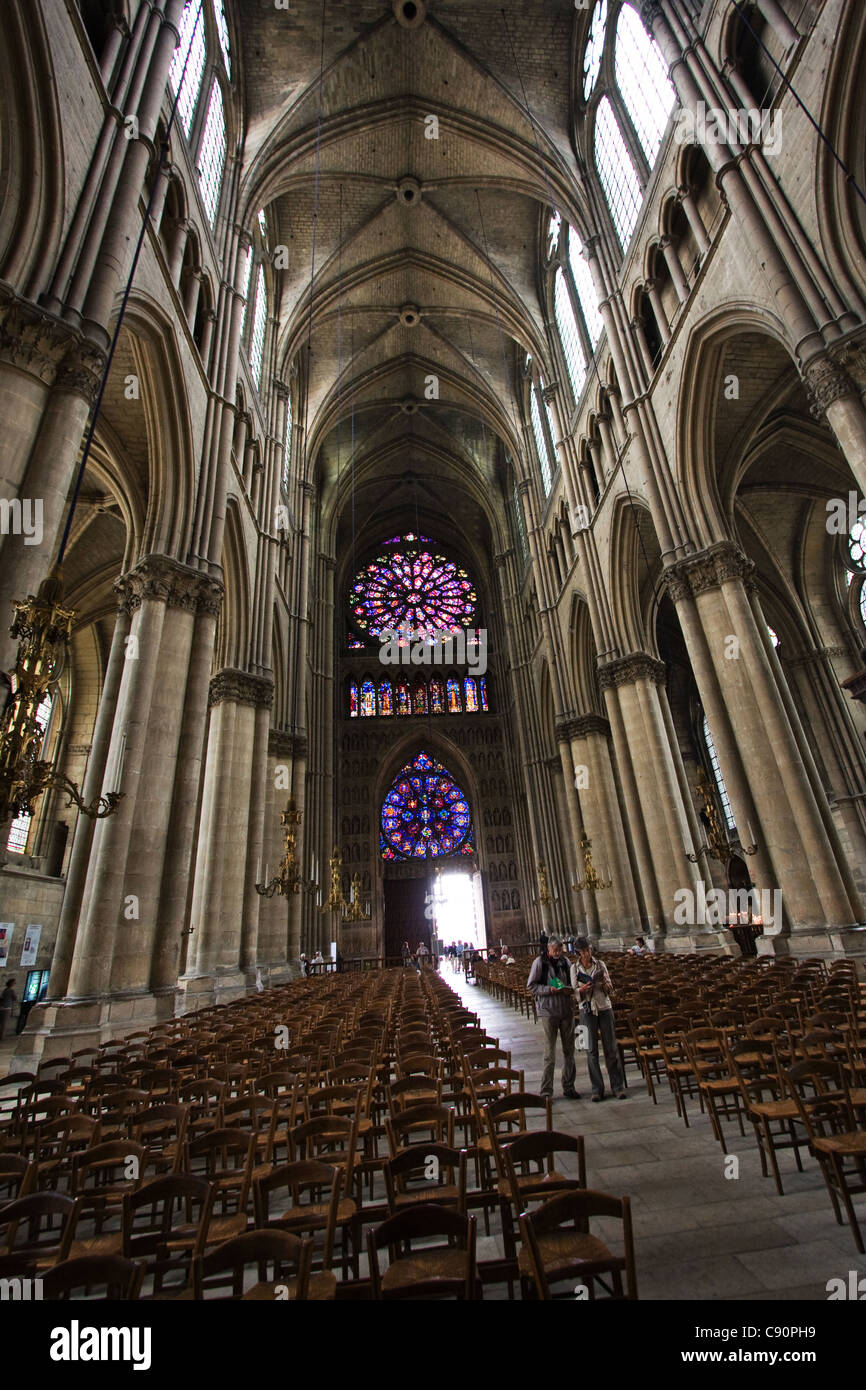 Reims cathedral hi-res stock photography and images - Alamy