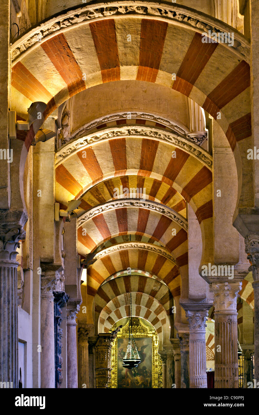 Moorish arches hi-res stock photography and images - Alamy