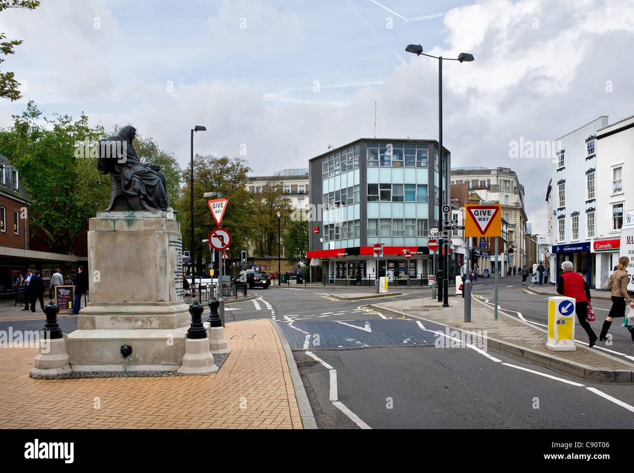 Tindal hi-res stock photography and images - Alamy