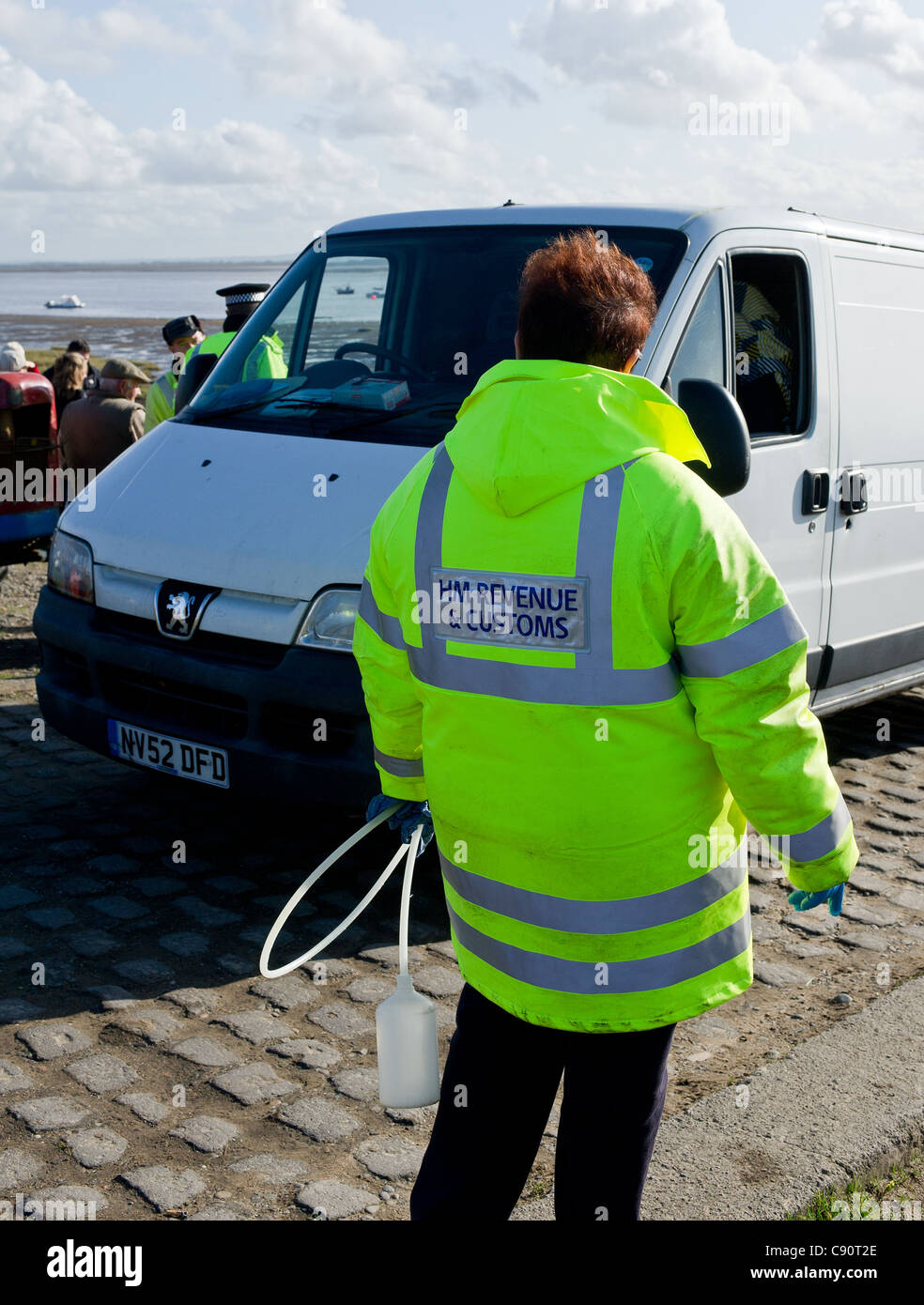 Spot check hi-res stock photography and images - Alamy