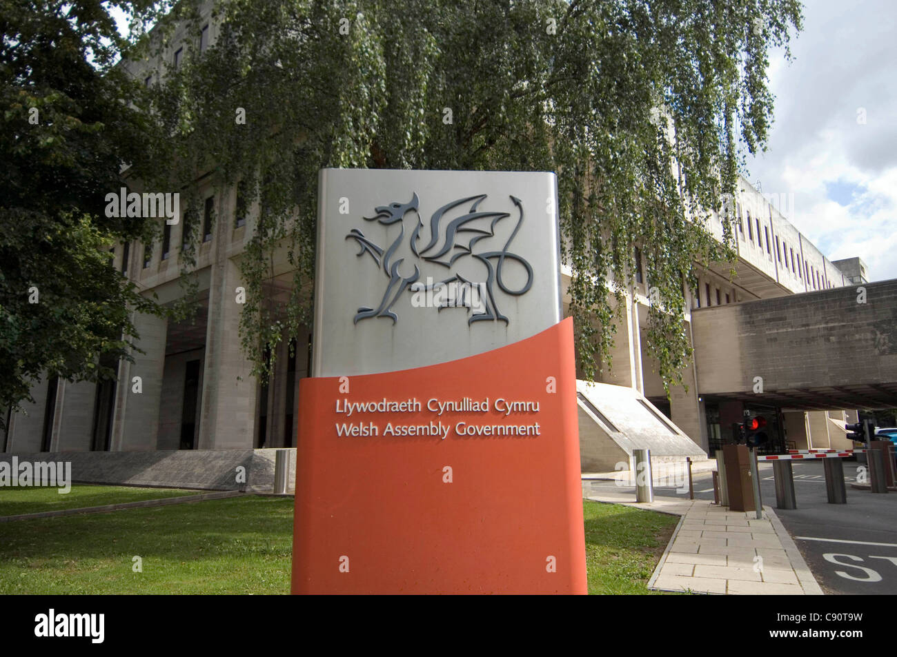 Welsh Assembly Government offices in Cathays Park, Cardiff, UK Stock ...