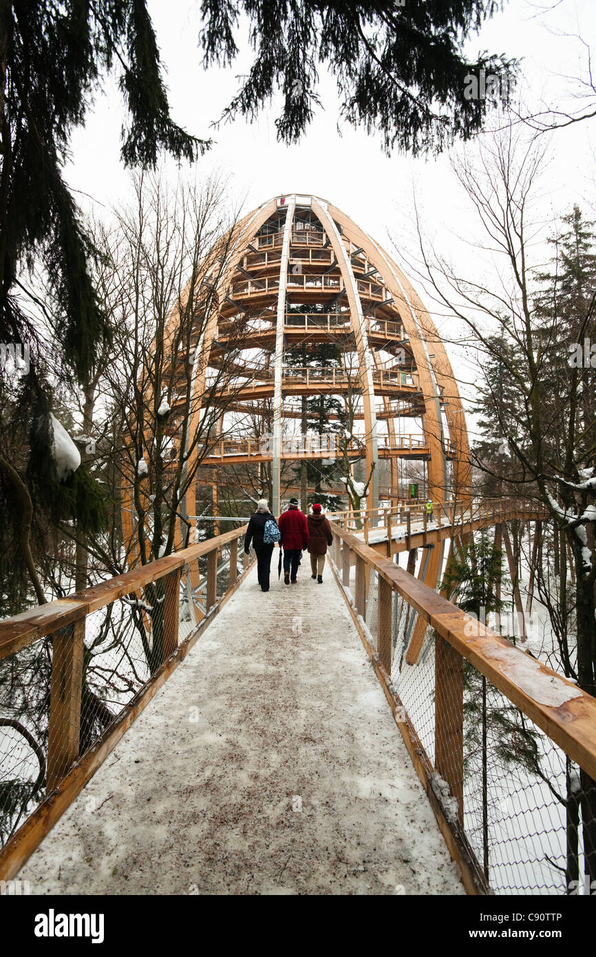 People on tree top walk in National Park Bavarian Forest in winter ...