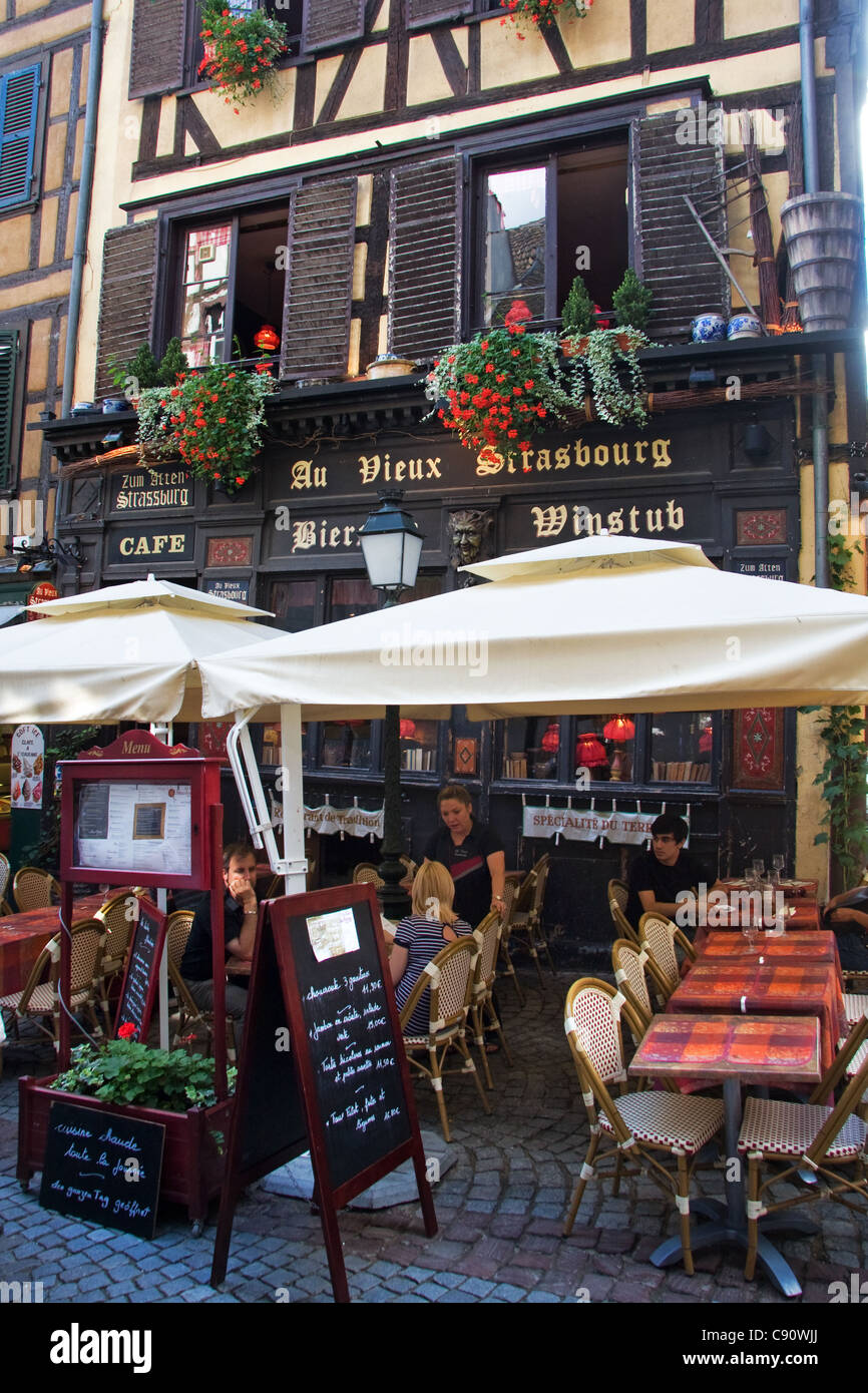 Au Vieux Winstub Strasbourg France Stock Photo - Alamy