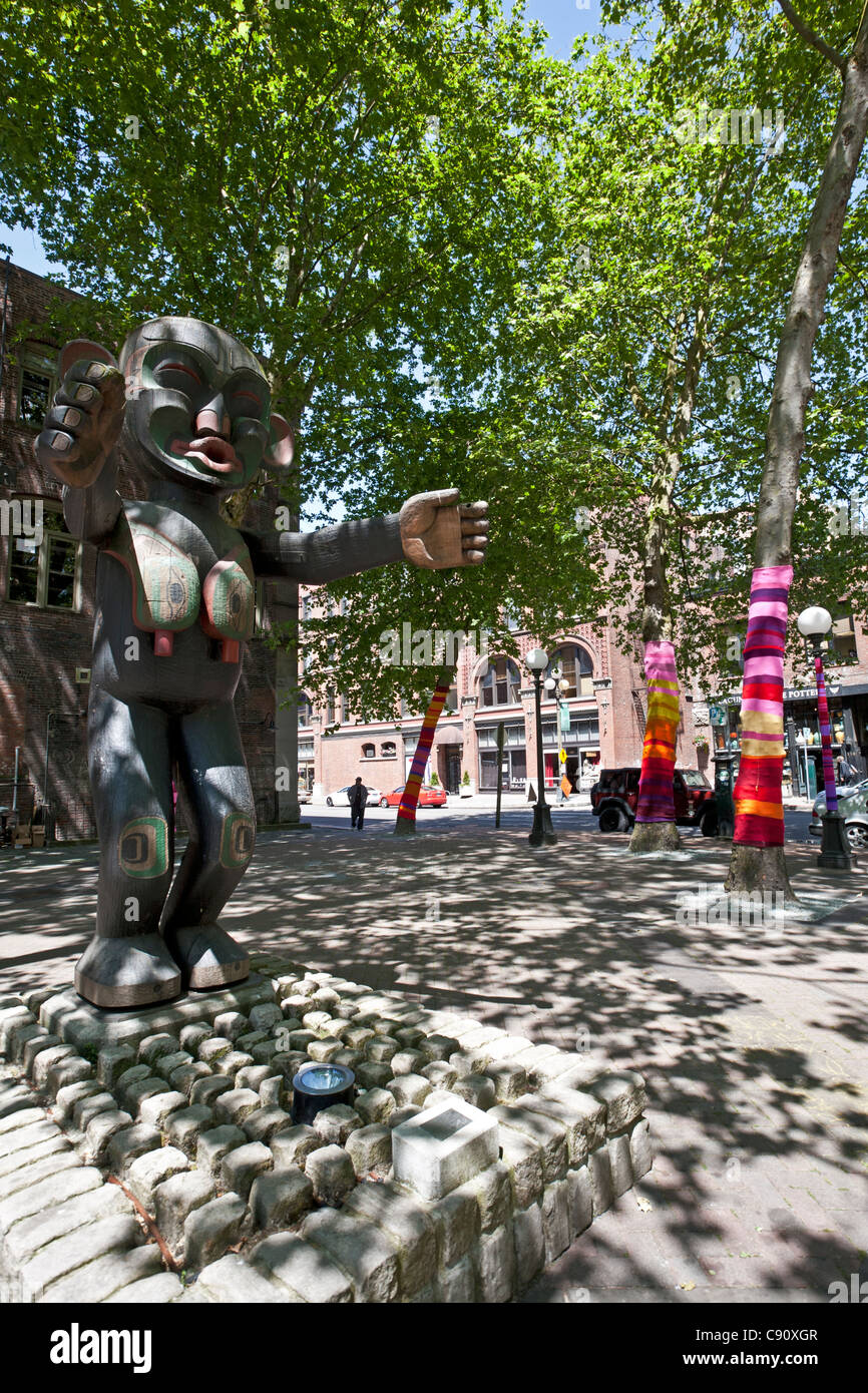 Sculpture by artist Duane Pasco (title: Tsonqua year: 1975). Pioneer ...