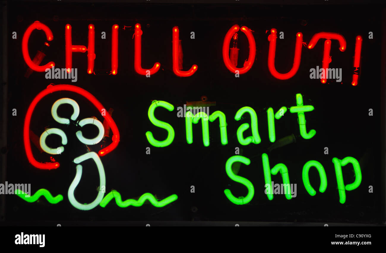 Smart signage hi-res stock photography and images - Alamy