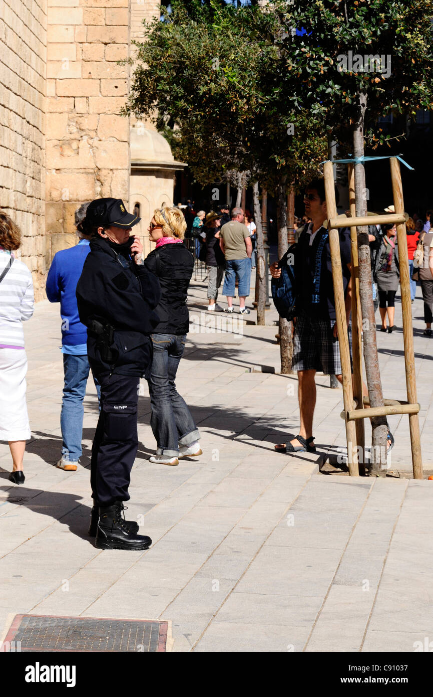 Spanish policewoman hi-res stock photography and images - Alamy