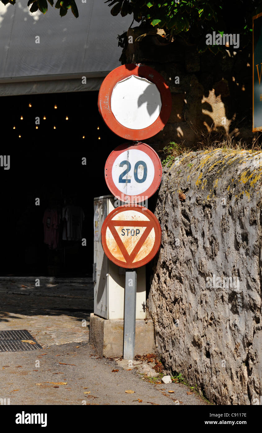 Spanish Road Signs High Resolution Stock Photography and Images - Alamy