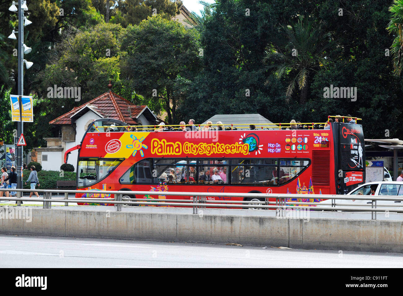 Palma sightseeing bus hi-res stock photography and images - Alamy