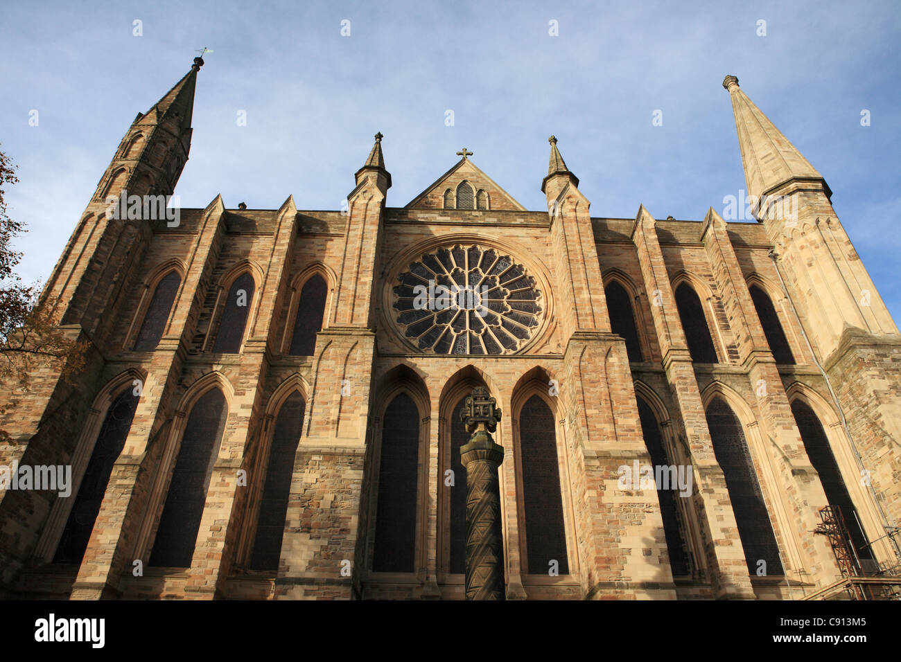 The east wing of Durham cathedral featuring the rose window, Durham ...