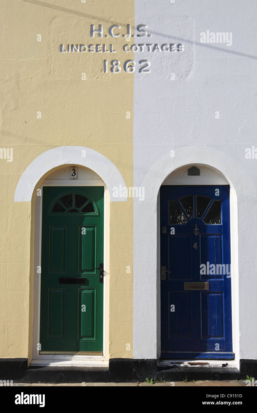 Cottages with detail hi-res stock photography and images - Alamy