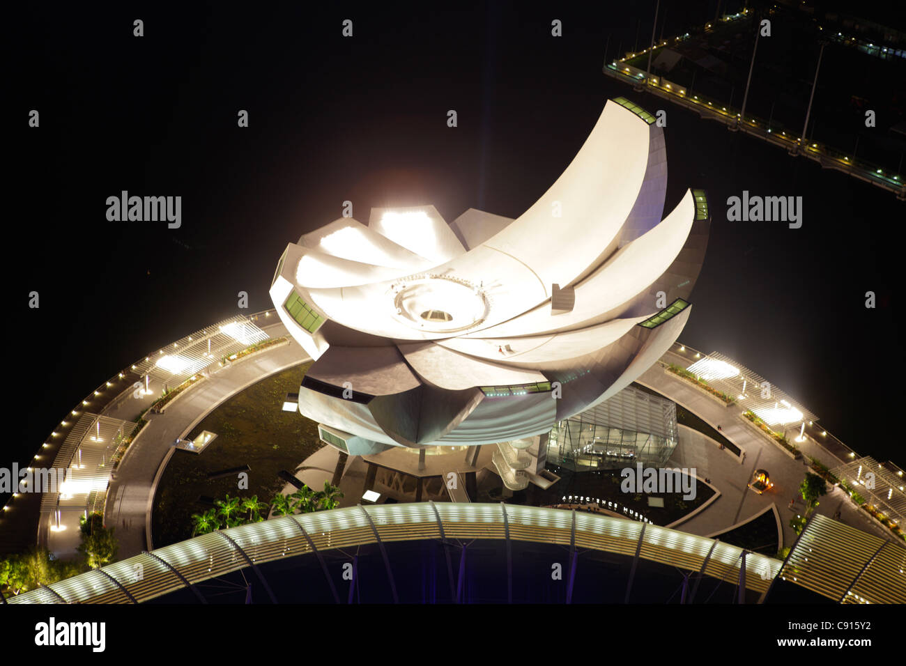 The lotus inspired ArtScience Museum at Marina Bay, Singapore Stock ...
