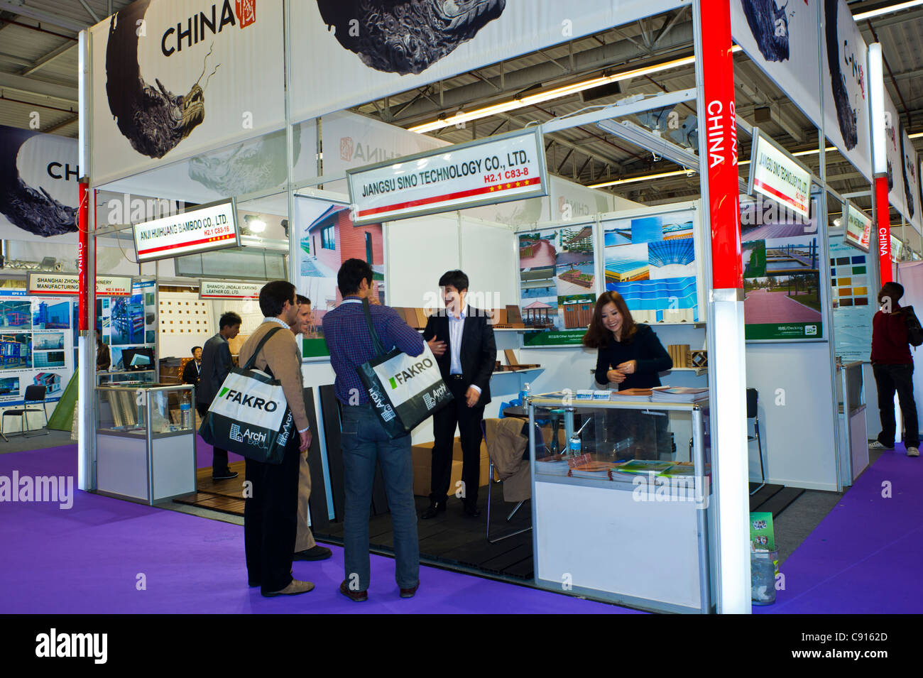 Building materials trade fair hi-res stock photography and images - Alamy