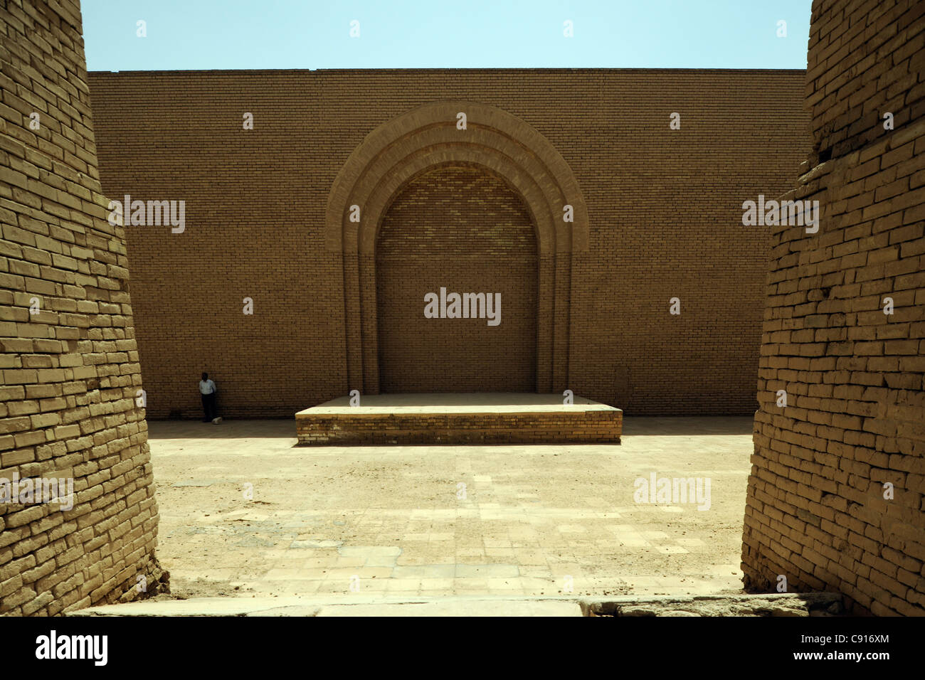 Babylonian palace hi-res stock photography and images - Alamy