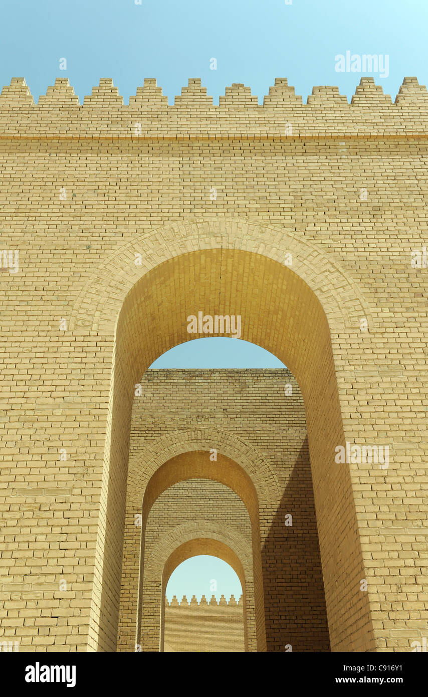 Babylonian palace hi-res stock photography and images - Alamy
