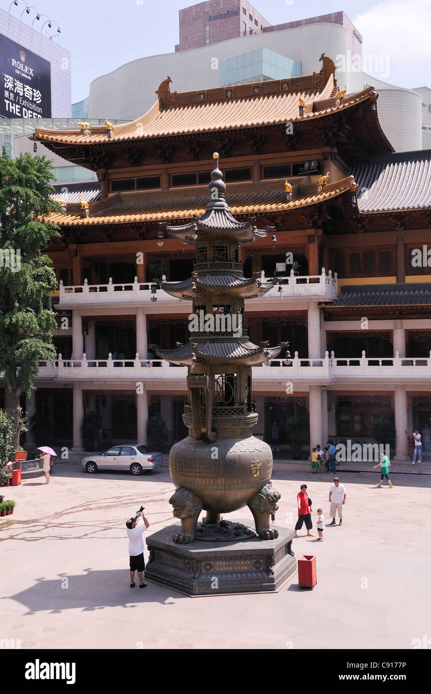 Jing'an Temple the Temple of Peace and Tranquility is a historic ...