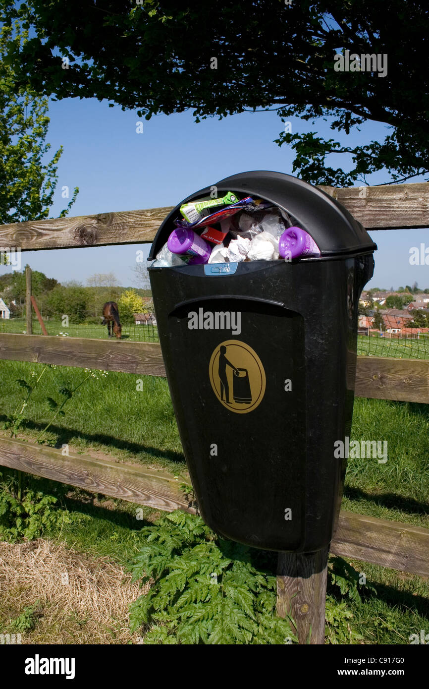 Meaning Of Litter Bin In English at Luis Lam blog