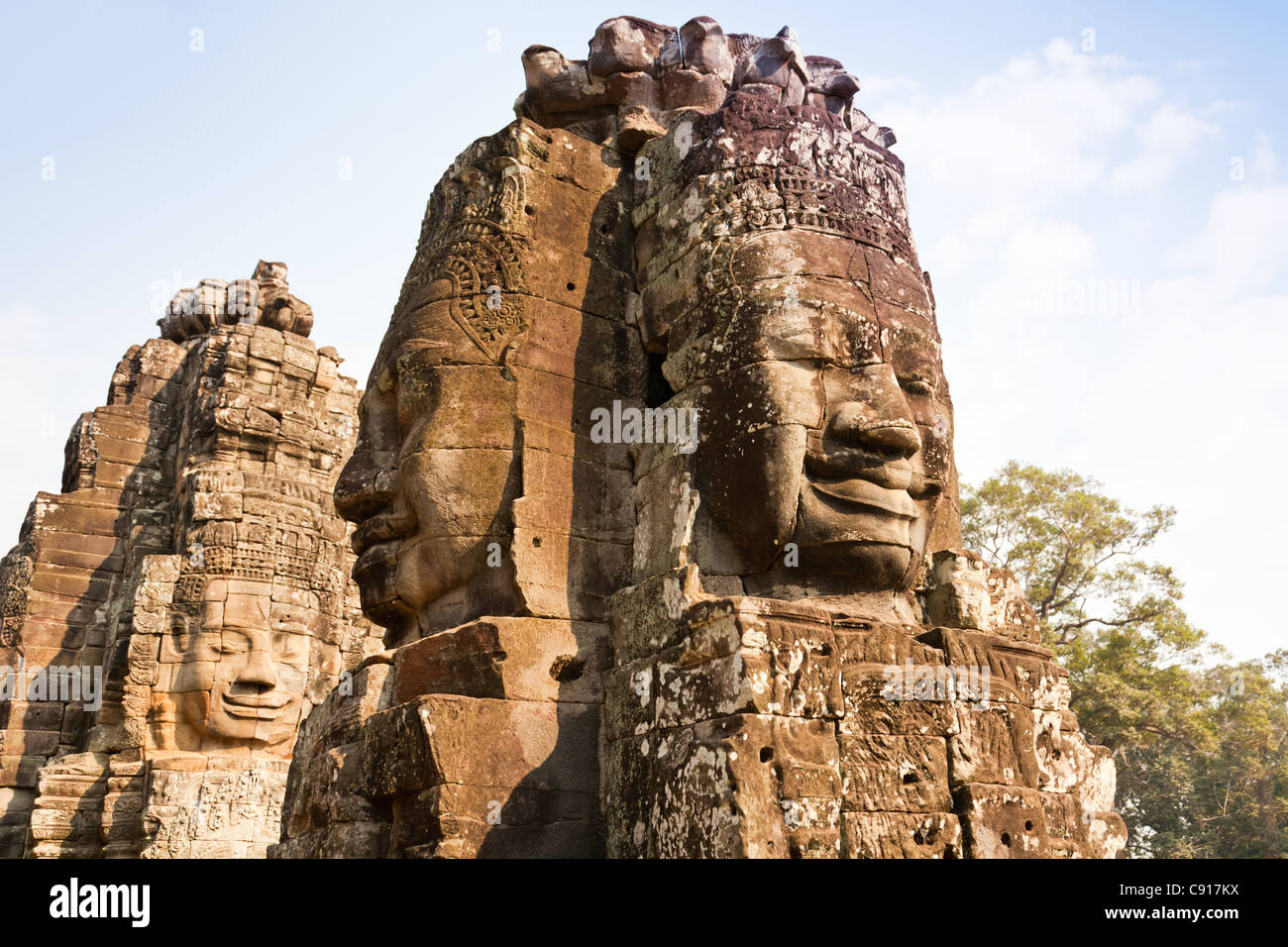 Angkor wat face carving cambodia hi-res stock photography and images ...