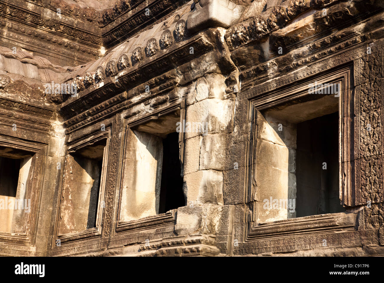Ancient building at angkor wat, Cambodia Stock Photo - Alamy