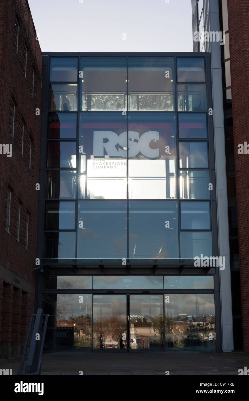 The Royal Shakespeare Theatre in Stratford-upon-Avon is home of the ...