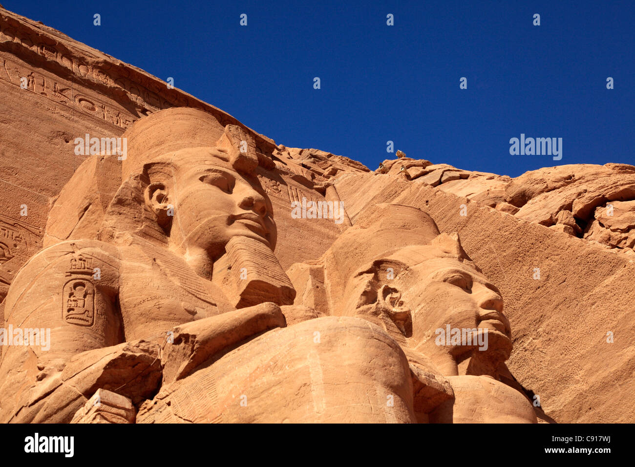 Temples abu simbel hi-res stock photography and images - Alamy