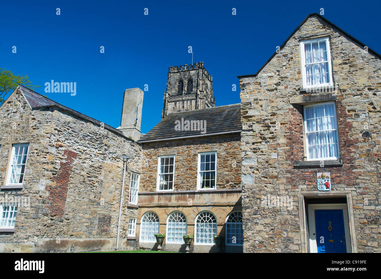 Durham cathedral and castle are on the peninsula hilltop overlooking ...