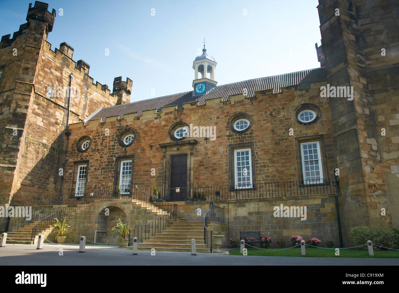 Lumley castle hi-res stock photography and images - Alamy