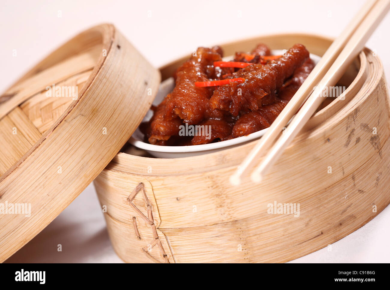 Legs chinese hi-res stock photography and images - Alamy
