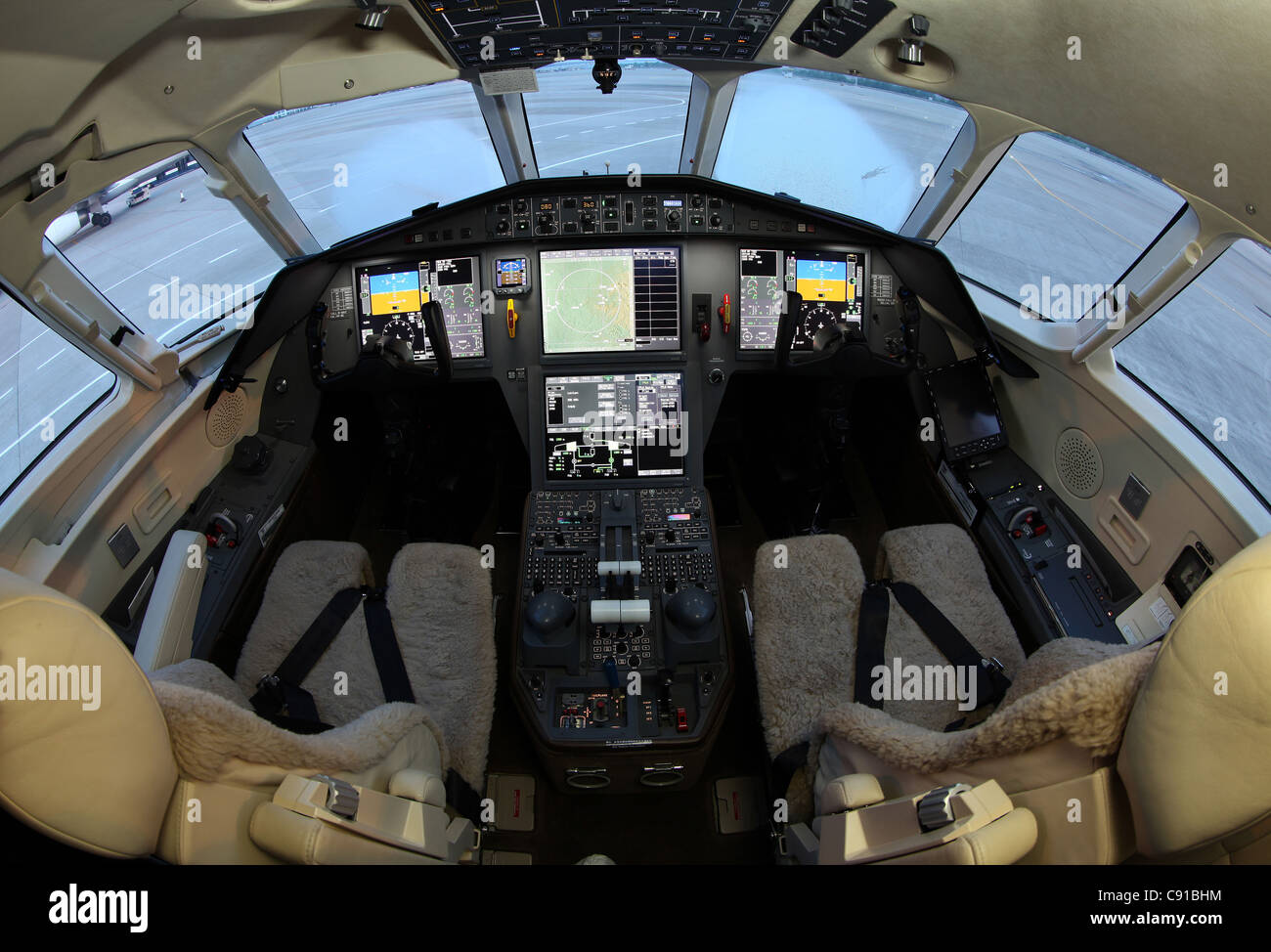 cockpit of a private jet Stock Photo - Alamy