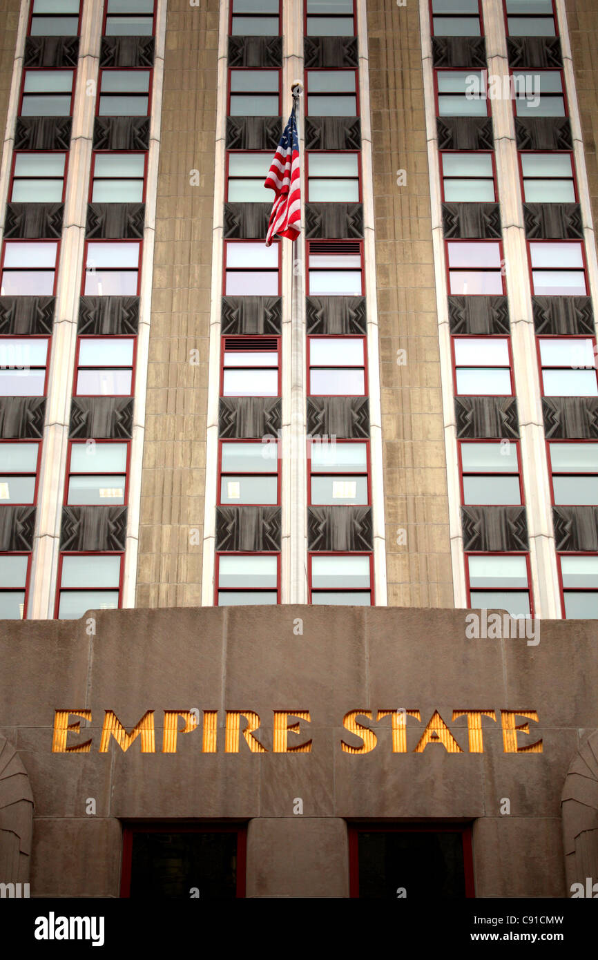 The Empire State Building is a 102-story landmark Art Deco skyscraper ...