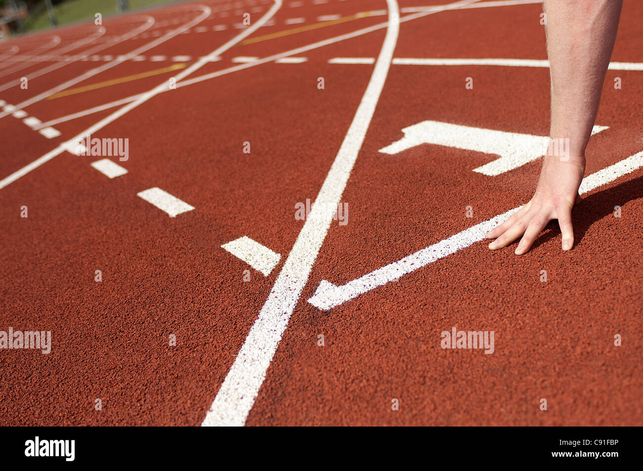 Guy competing track hi-res stock photography and images - Alamy