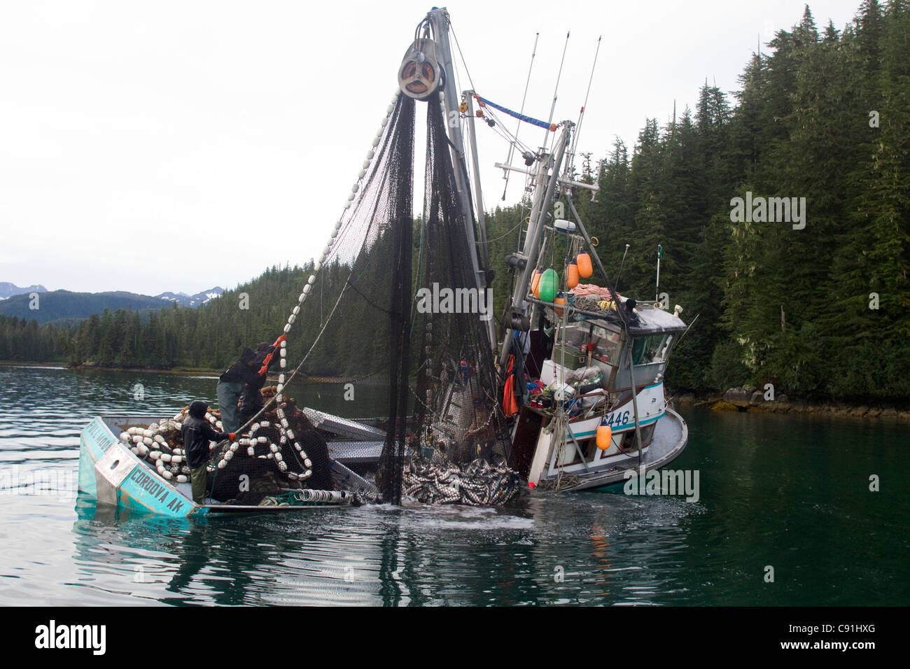 Seine Boat Stock Photos & Seine Boat Stock Images - Alamy