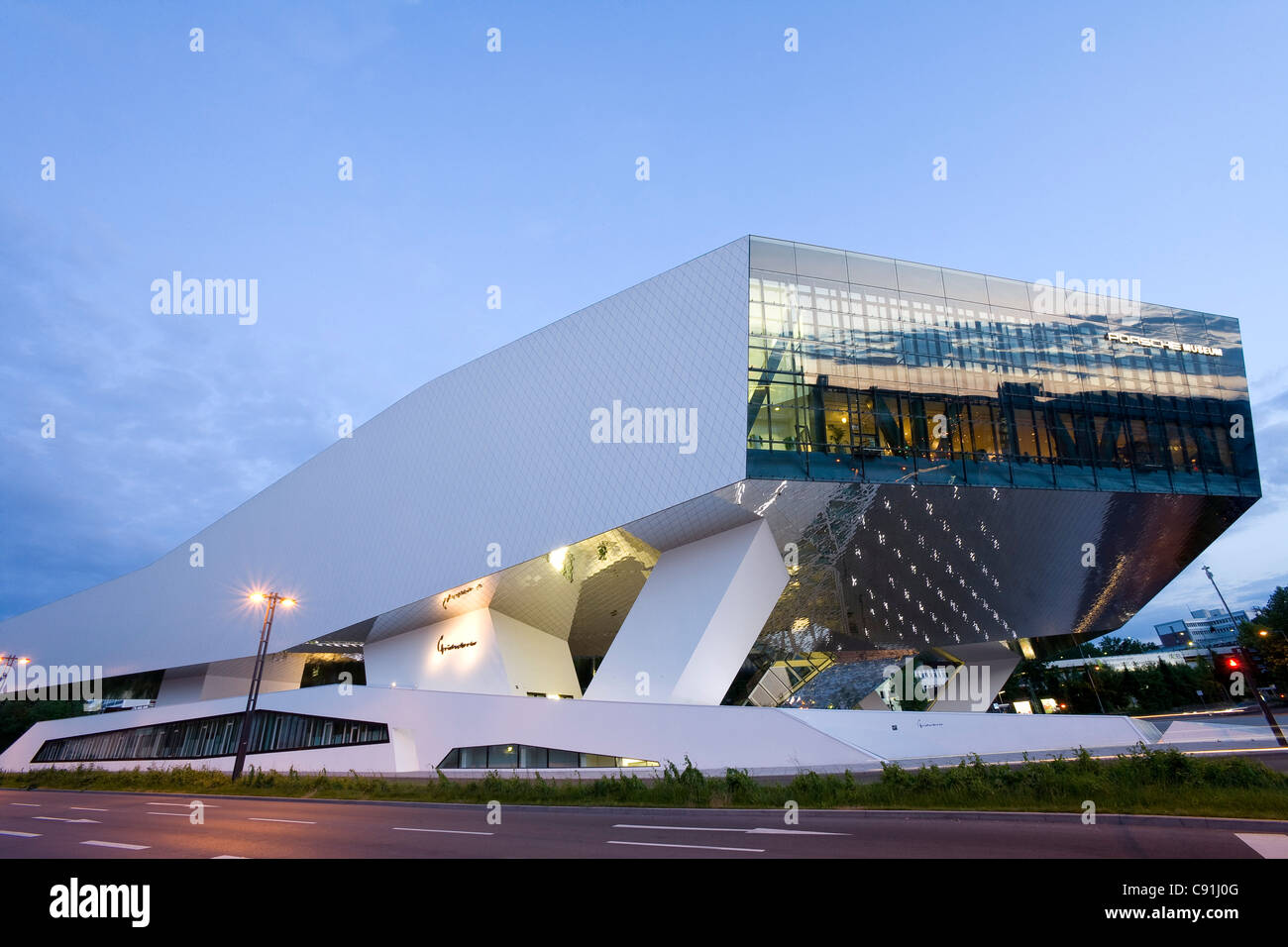 Porsche Museum Architect