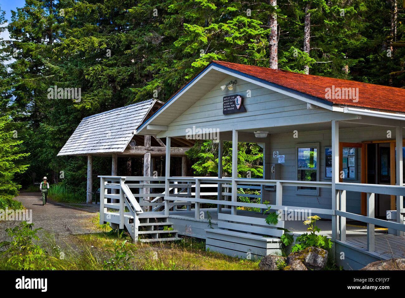 Visitors center glacier national park hi-res stock photography and ...