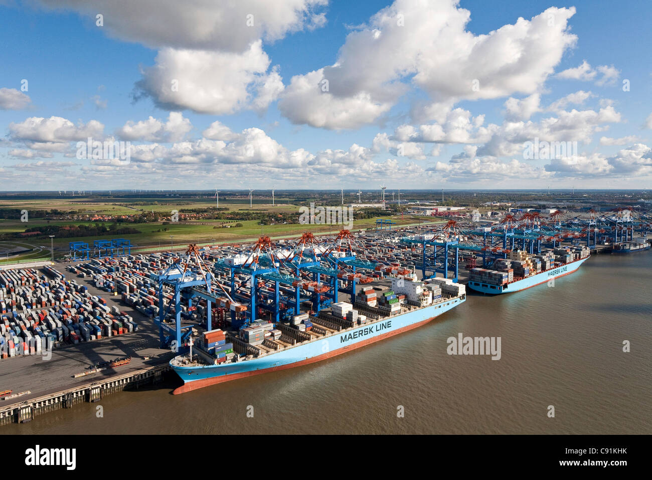 Container terminal bremerhaven hi-res stock photography and images - Alamy