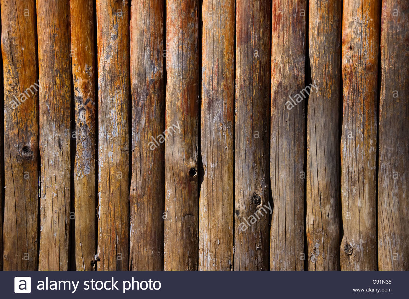 Tree Trunk Fence Stock Photos & Tree Trunk Fence Stock Images - Alamy